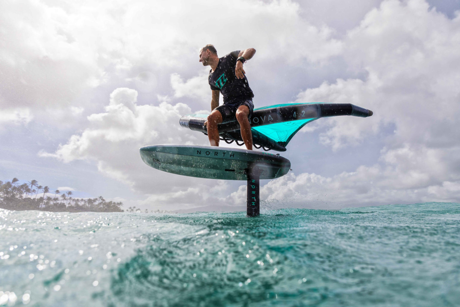 Wing Foil: 5 buoni motivi per iniziare a praticare Wing foil o wing surf